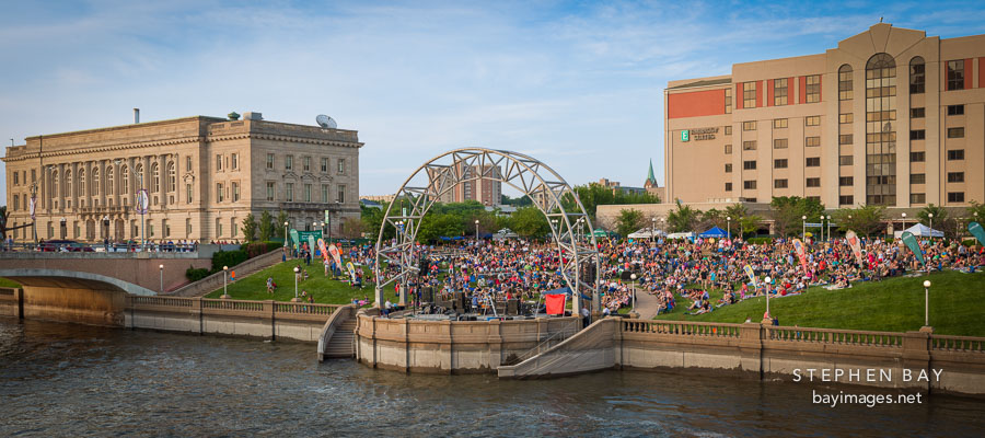 Photo: Large crowd at Simon Estes Riverfront Amphitheater. Des Moines ...